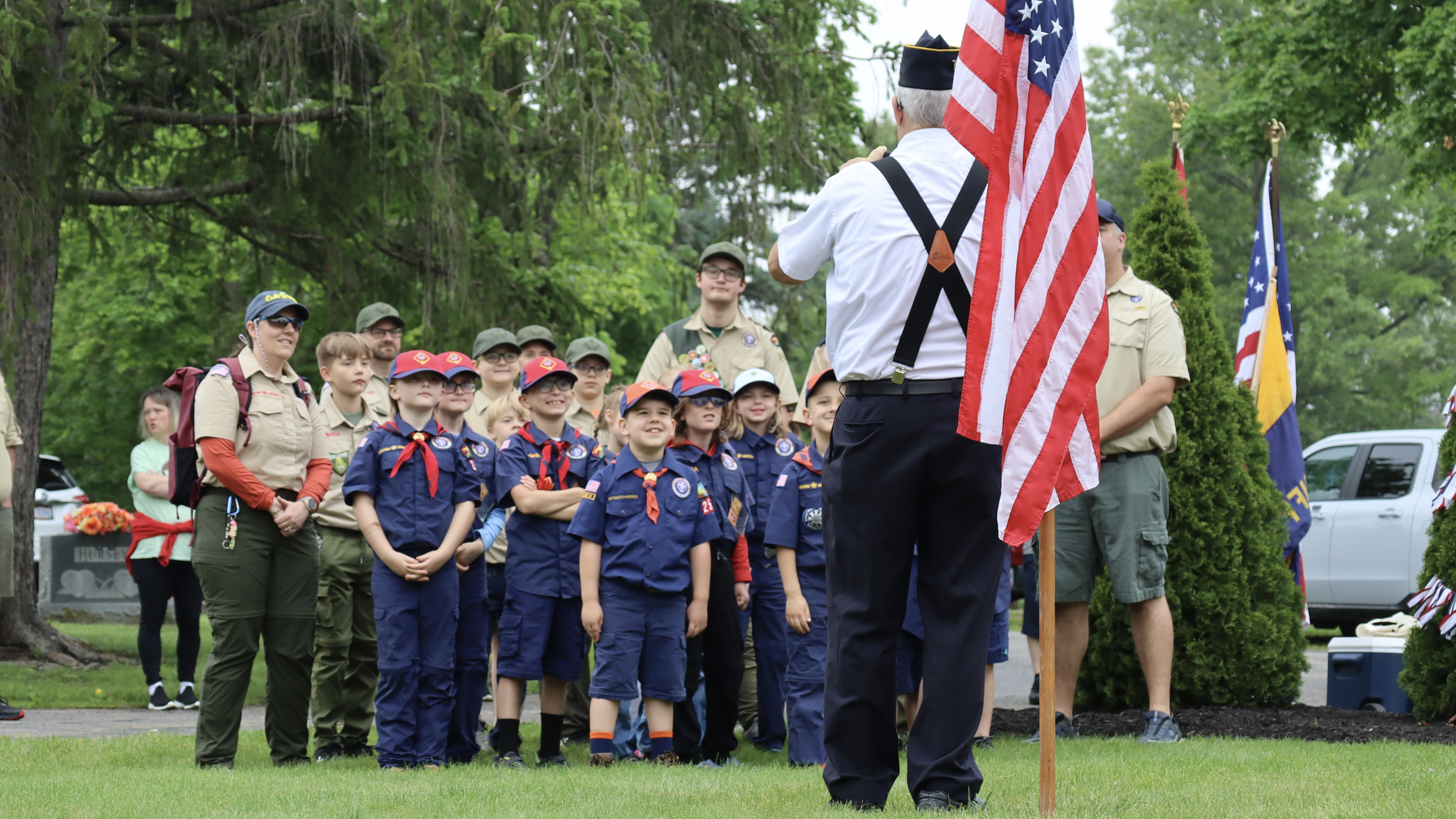 Bluffton Memorial Day events gather residents to Maple Grove Cemetery ...